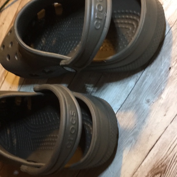 CROCS | Shoes | Crocs M7 W9 Brown | Poshmark